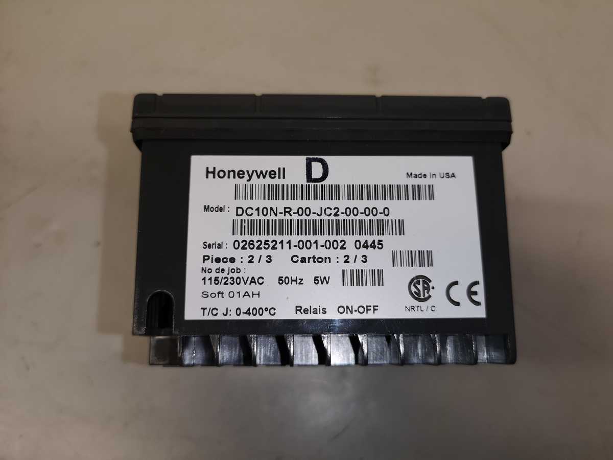 Universal digital controller Honeywell DC10N-R-00-JC2-00-00-0 ...